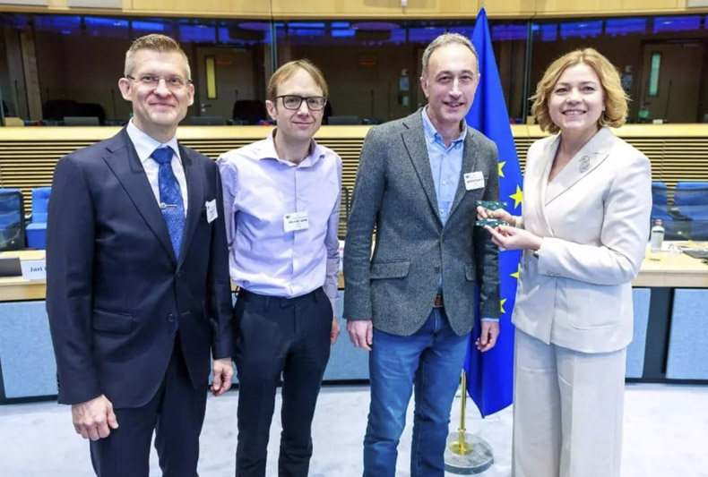 European Commission gathers first five pilot lines together in Brussels ...